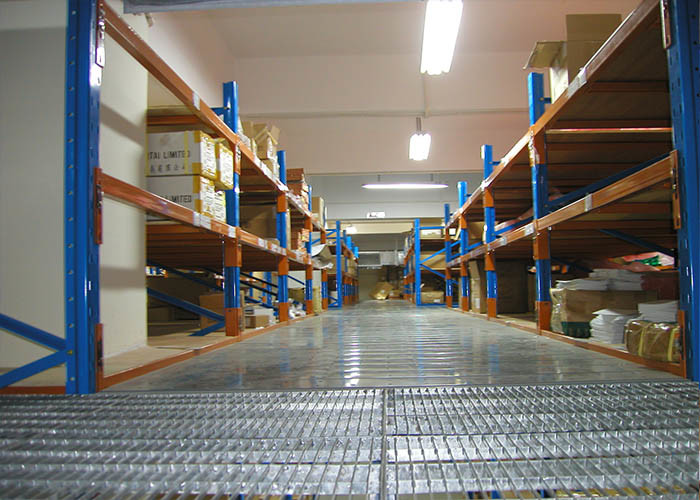 Multi Level Industrial Storage Mezzanine Racking Floors For Large Area ...